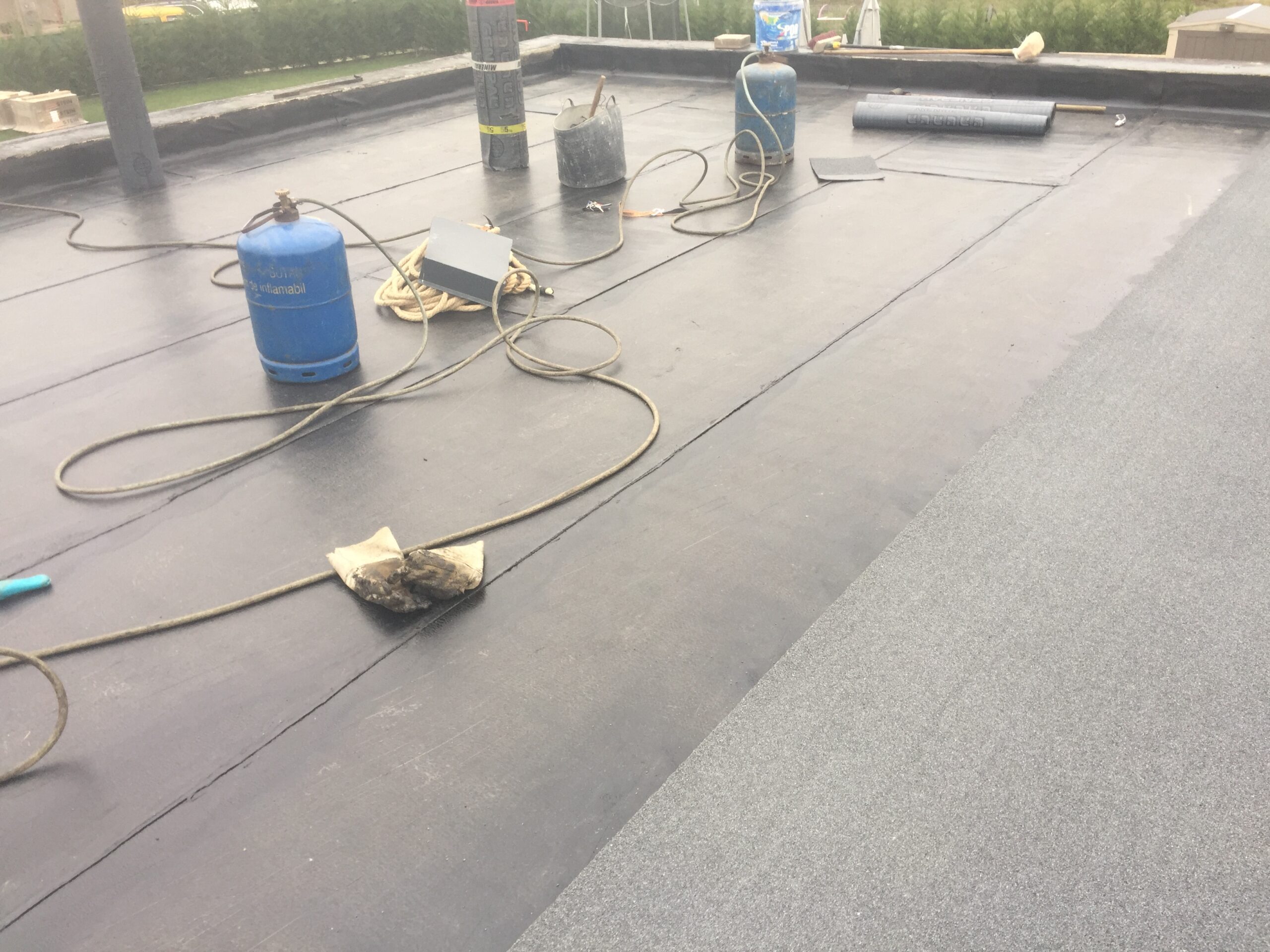 Hidroizolatii Bituminoase Satu Mare – Acoperisuri, subsol, fundatie